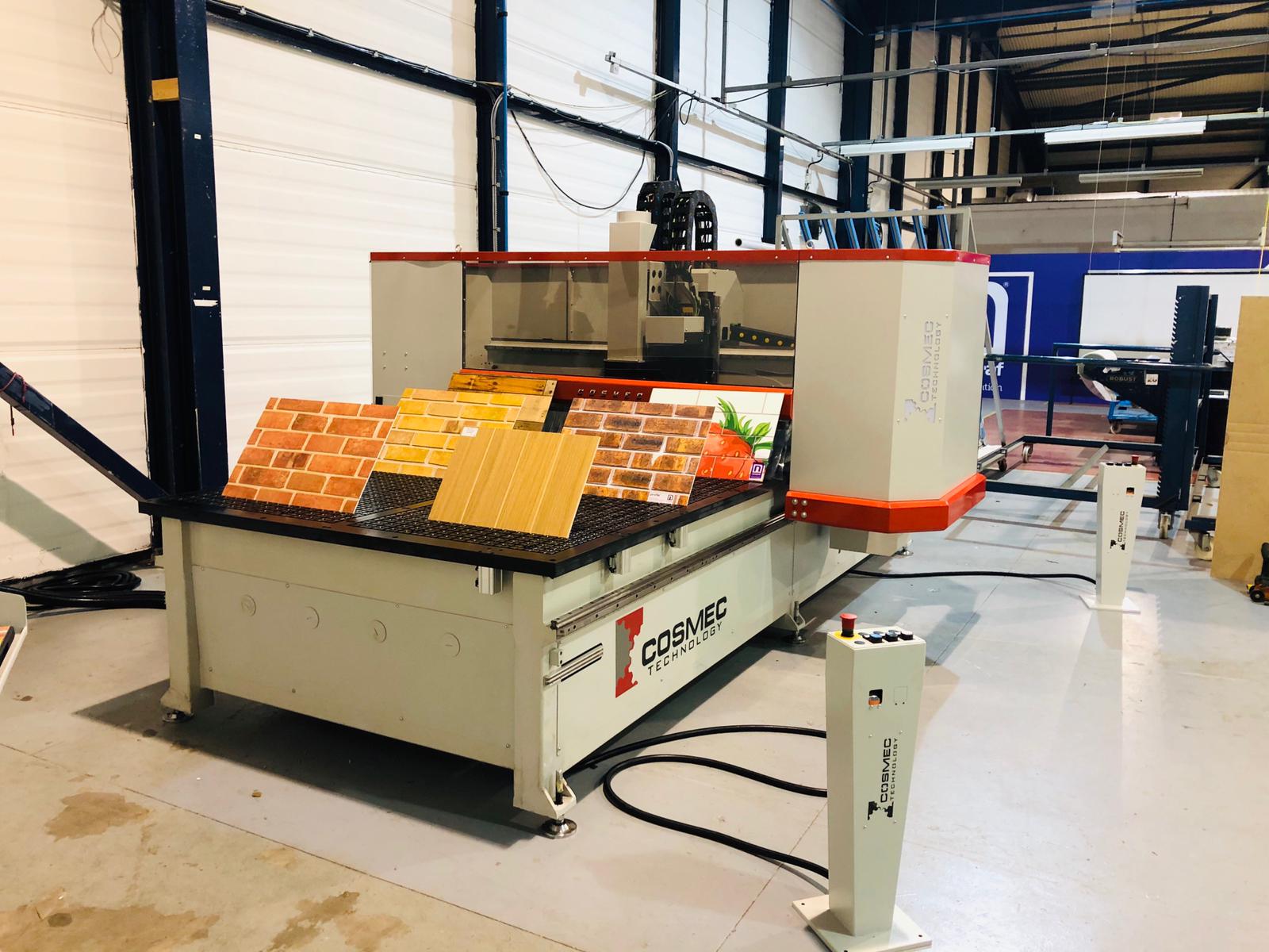 Cosmec Fox 16 CNC Closed Bridge Fixed Table Router